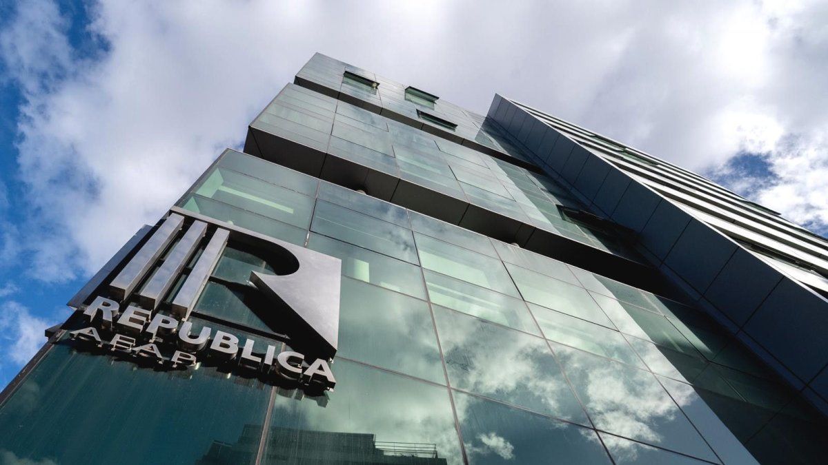 cincuentones - Caras y Caretas