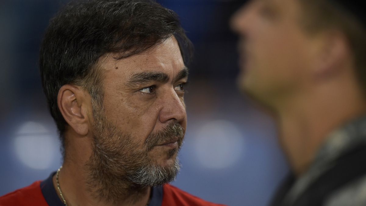 Recoba tiene los once para el clásico de este martes