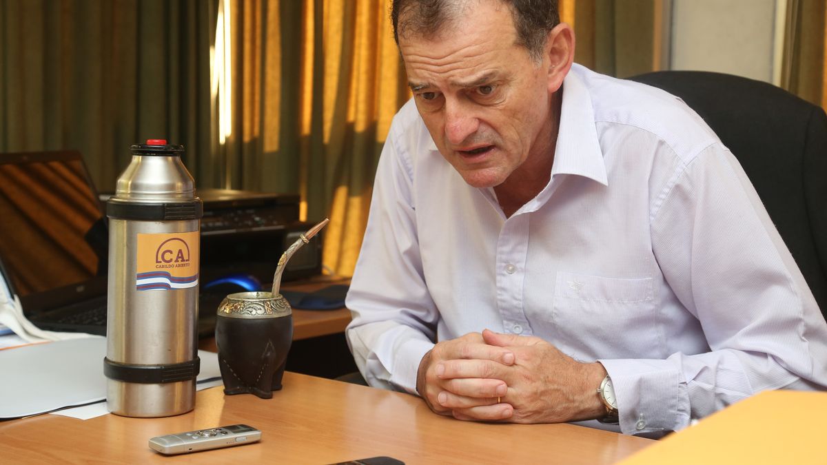 Manini le recuerda a Sanguinetti que Cabildo cumple acuerdos