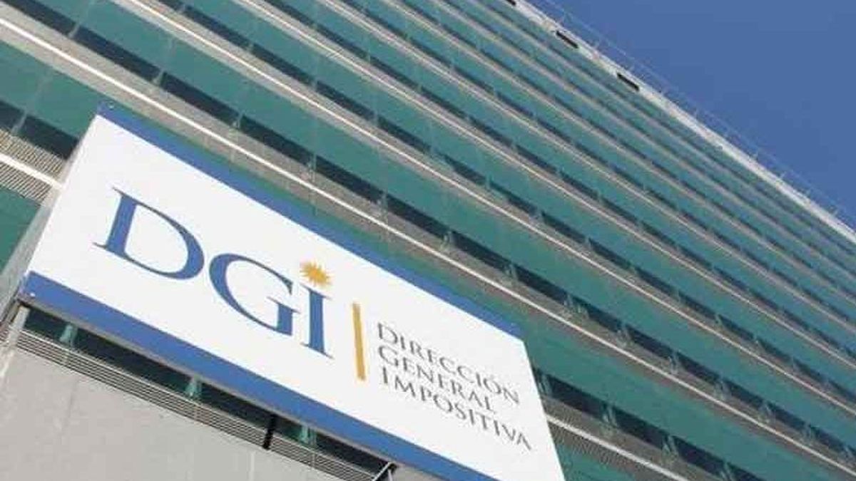 Trabajadores de la DGI paran este martes y no harán inspecciones en el este