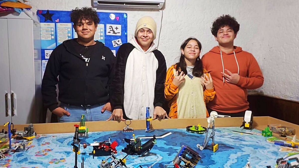 Estudiantes de UTU de Bella Unión se destacaron en el Mundial de Robótica