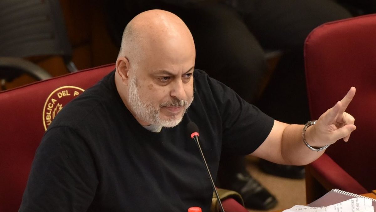 Payo Cubas, un outsider que quiere ser presidente de Paraguay