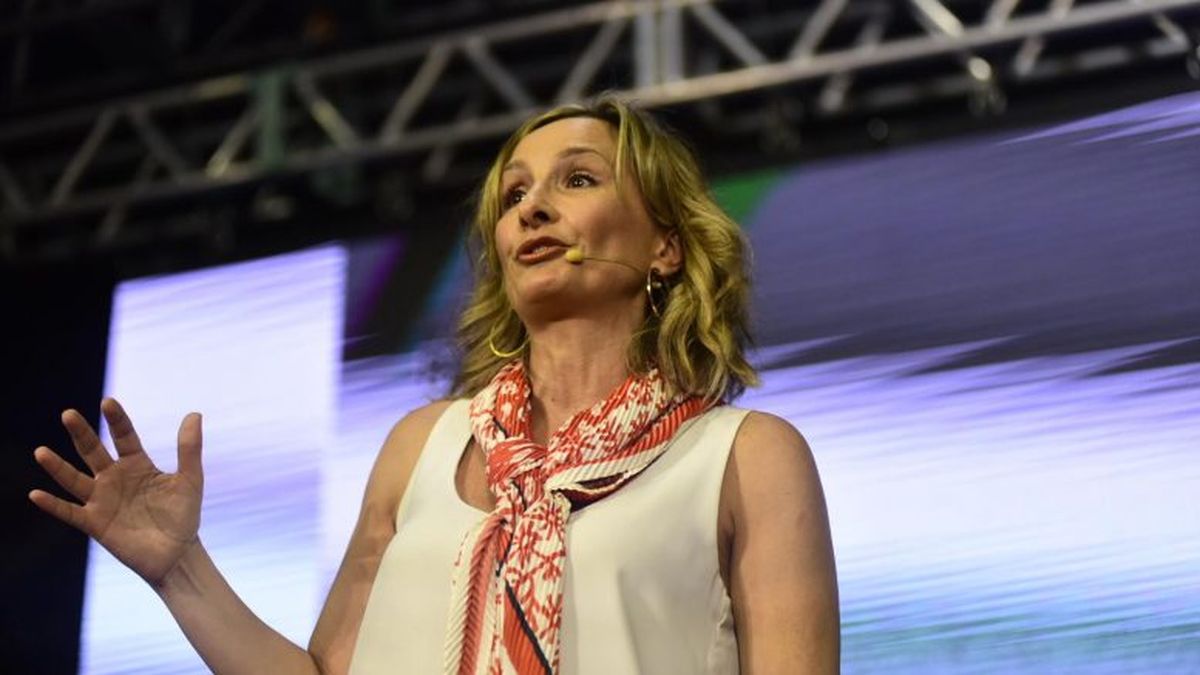 Laura Raffo: cazando en las redes