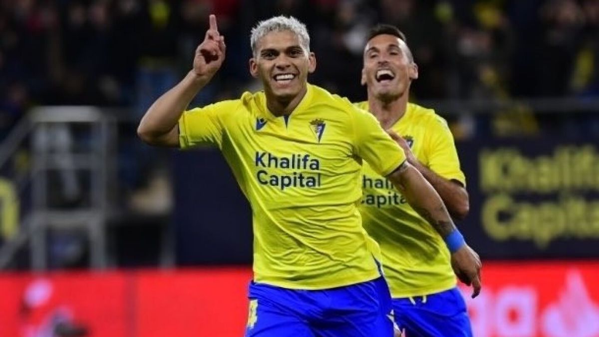 Nacional sale a la carga por Brian Ocampo y Felipe Carballo