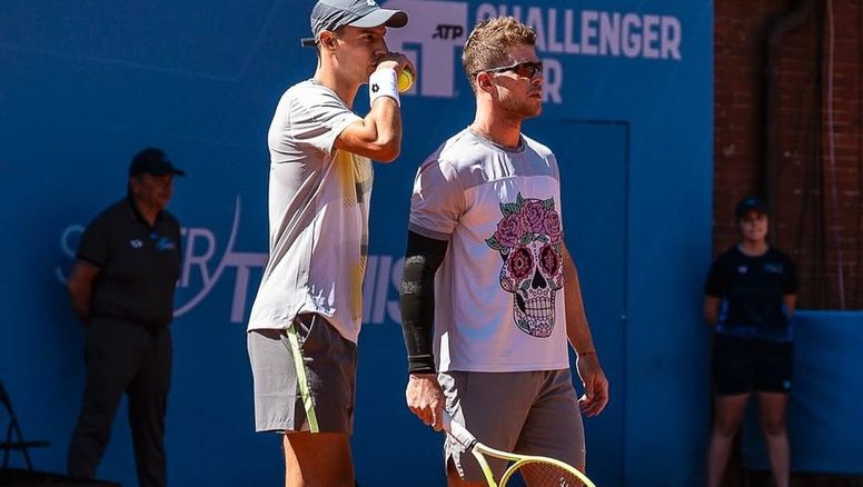 Ariel Behar debuta en dobles y va por la hazaña en el Australian Open