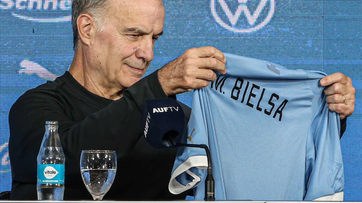 Las cinco frases destacadas de Bielsa en su presentación como DT de Uruguay
