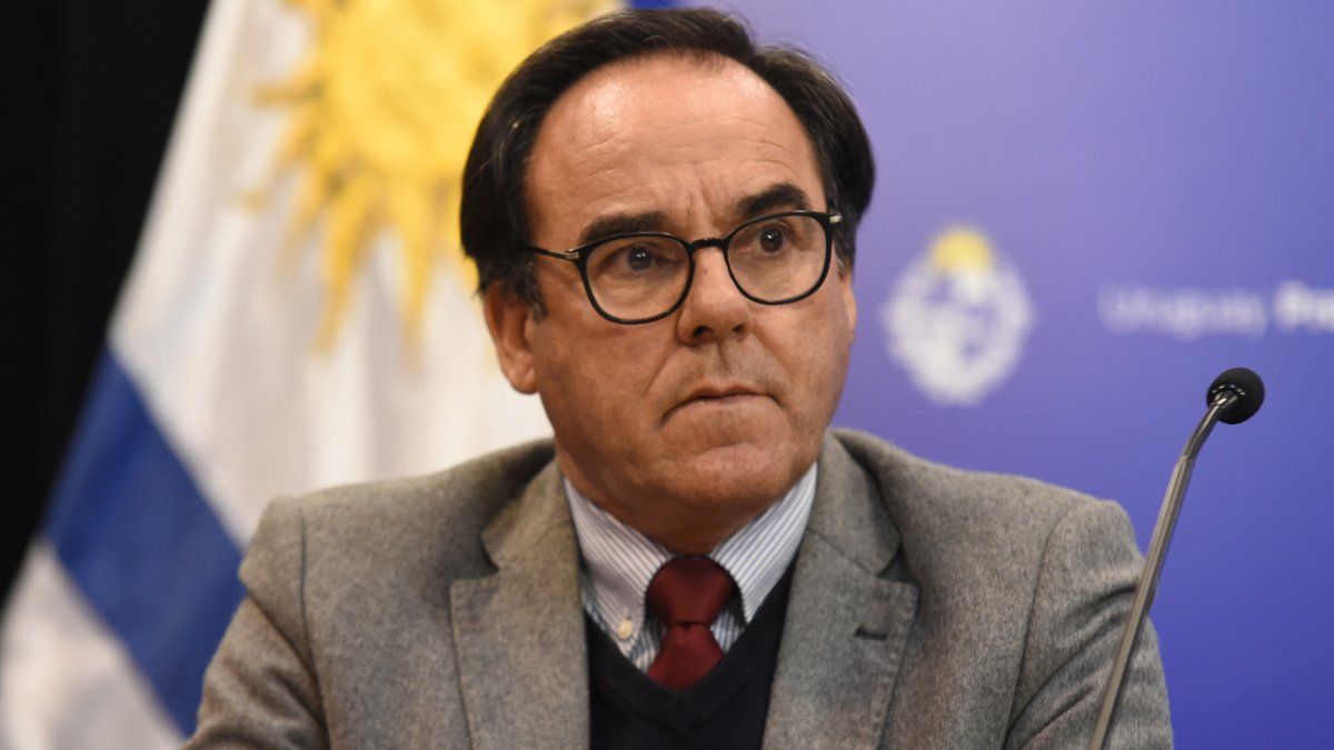 Ministro Bouvier será interpelado por Proyecto Arazatí