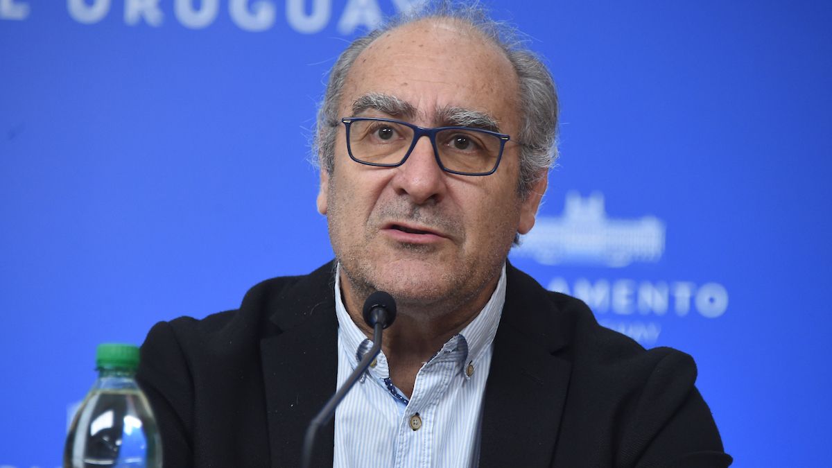 Gustavo Olmos volvió a su banca en Diputados