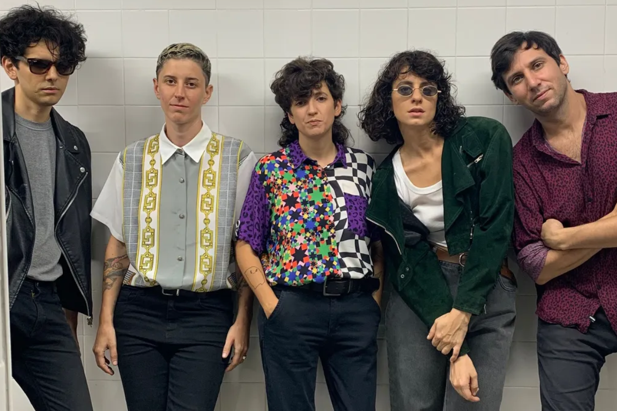 Barbi Recanati: el goce poético y roquero del final de las cosas