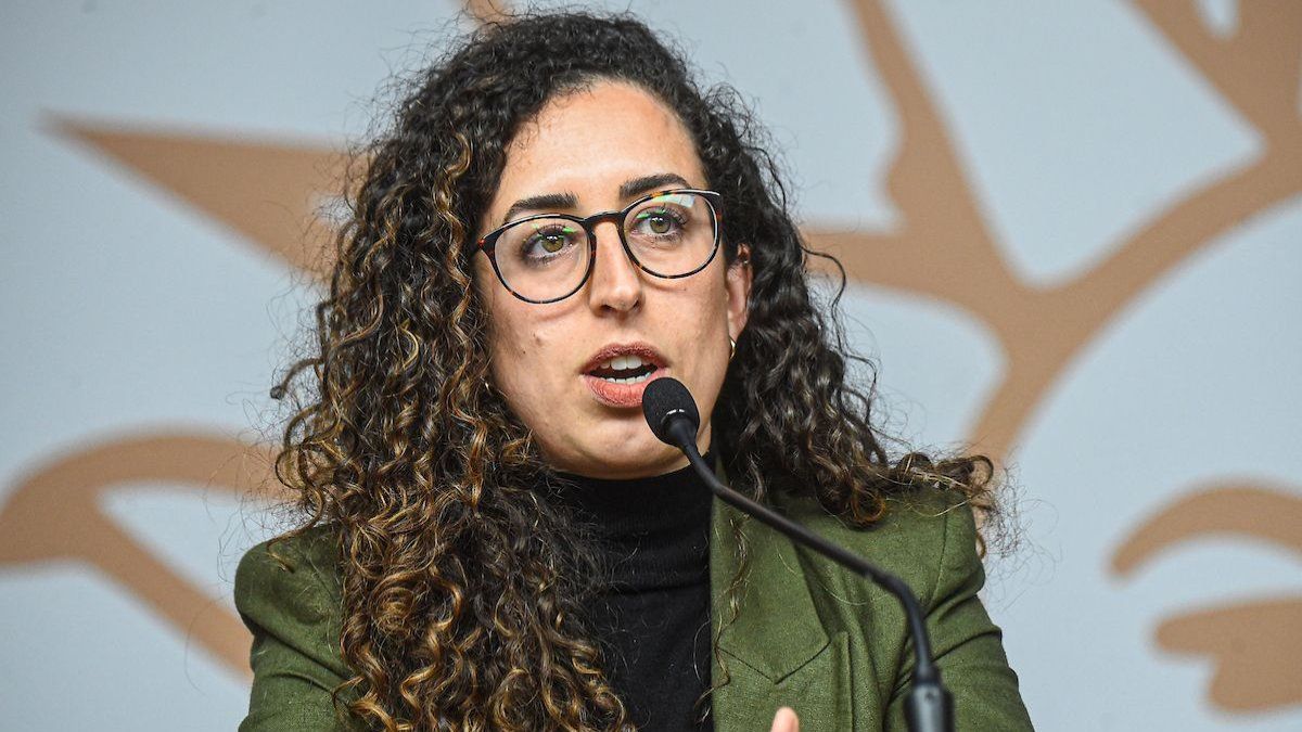 Inés Cortés - Caras y Caretas